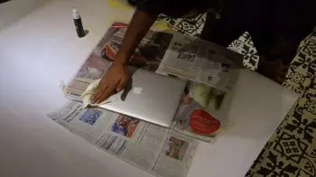 Cómo pintar una computadora portátil con tus propias manos. 7444_4