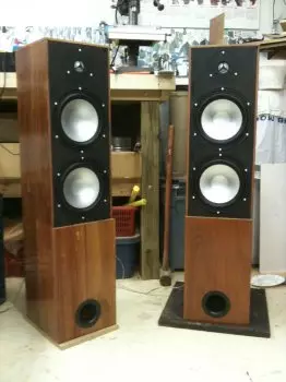 Homemade speakers from parquet 7513_1