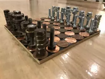 Boulons d'échecs et noix 768_7
