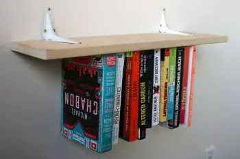 Inverted shelf sa kanilang sariling mga kamay 8079_1