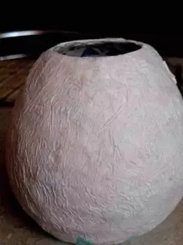 Kami ngadamel vase anu éndah pikeun warna ti Papier Mache sareng benang 8125_6