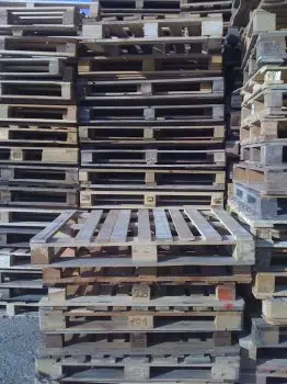 Dukora imbonerahamwe ya kawa uhereye kuri pallet yimbaho 8256_2