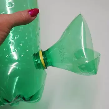 Maak een vogelvoeder van plastic fles 8348_11